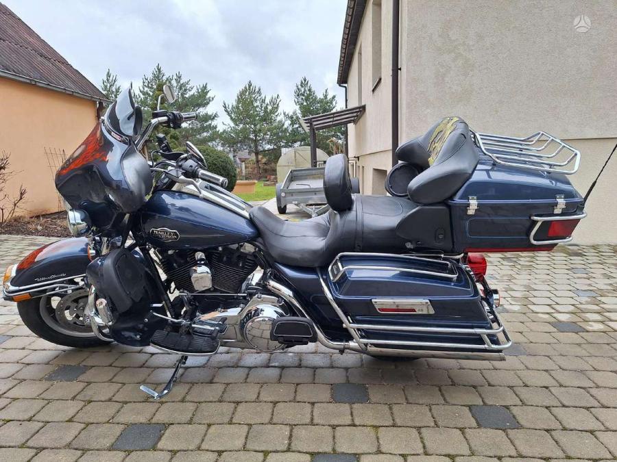 Harley-Davidson Flhtcui 2008 in Ukmerge, with an engine capacity of 1.60 L and mileage of 45 thousand km for 5500 €, photo 2 on AUTOMOTO.COM.LV