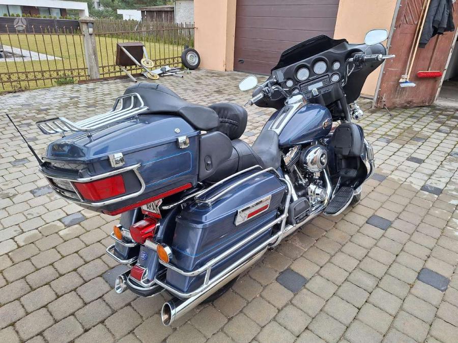 Harley-Davidson Flhtcui 2008 in Ukmerge, with an engine capacity of 1.60 L and mileage of 45 thousand km for 5500 €, photo 3 on AUTOMOTO.COM.LV