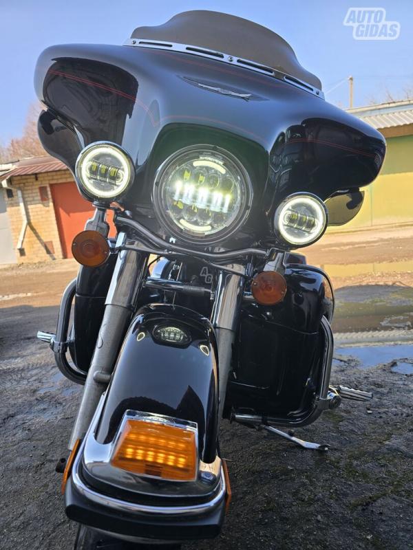 Harley-Davidson Flhtcui 2012 Viļņa, ar dzinēja tilpumu 1.69 L un nobraukumu 82 tūkst. km par 8888 €, foto 2 vietnē AUTOMOTO.COM.LV