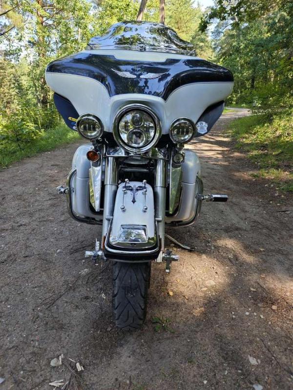 Balts Harley-Davidson Flhtcui 2008 Kėdainiai, ar dzinēja tilpumu 1.58 L un nobraukumu 67 tūkst. km par 5999 €, foto 2 vietnē AUTOMOTO.COM.LV