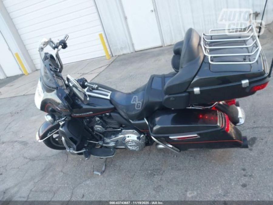 Black Harley-Davidson FLHTK 0 in Klaipeda, with an engine capacity of 0.00 L and mileage of 0 thousand km for 7400 €, photo 10 on AUTOMOTO.COM.LV