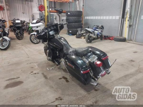 Melns Harley-Davidson FLHTK 0 Klaipėda, ar dzinēja tilpumu 0.00 L un nobraukumu 0 tūkst. km par 5000 €, foto 3 vietnē AUTOMOTO.COM.LV