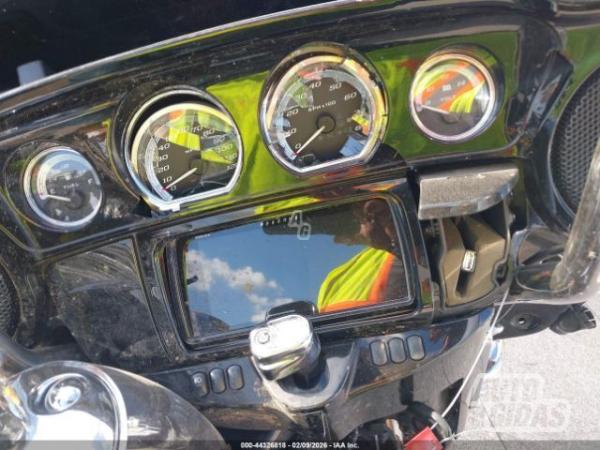 Black Harley-Davidson FLHTK 0 in Klaipeda, with an engine capacity of 0.00 L and mileage of 0 thousand km for 6500 €, photo 7 on AUTOMOTO.COM.LV
