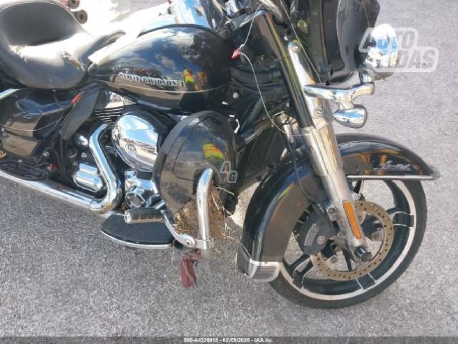 Melns Harley-Davidson FLHTK 0 Klaipėda, ar dzinēja tilpumu 0.00 L un nobraukumu 0 tūkst. km par 6500 €, foto 15 vietnē AUTOMOTO.COM.LV