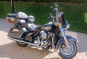 Black Harley-Davidson FLHTK 2012 in Vilnius, with an engine capacity of 1.69 L and mileage of 49 thousand km for 8400 €, photo 8 on AUTOMOTO.COM.LV
