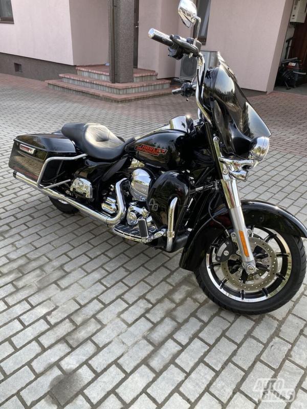Melns Harley-Davidson FLHTK 2015 Klaipėda, ar dzinēja tilpumu 1.69 L un nobraukumu 67 tūkst. km par 12700 €, foto 10 vietnē AUTOMOTO.COM.LV