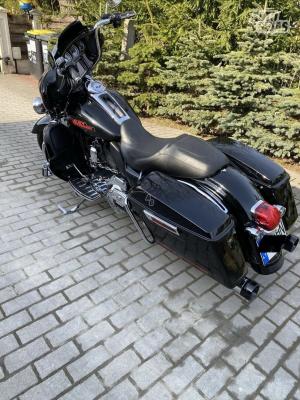 Melns Harley-Davidson FLHTK 2015 Klaipėda, ar dzinēja tilpumu 1.69 L un nobraukumu 67 tūkst. km par 12700 €, foto 13 vietnē AUTOMOTO.COM.LV