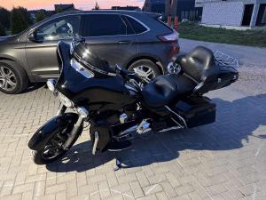 Melns Harley-Davidson FLHTK 2016 Kauņa, ar dzinēja tilpumu 1.69 L un nobraukumu 54 tūkst. km par 12500 €, foto 3 vietnē AUTOMOTO.COM.LV