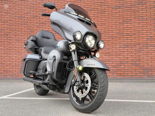 Grey Harley-Davidson FLHTK 2021 in Klaipeda, with an engine capacity of 1.87 L and mileage of 38 thousand km for 18999 €, photo 5 on AUTOMOTO.COM.LV