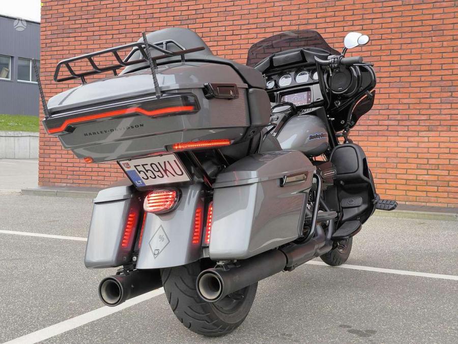 Grey Harley-Davidson FLHTK 2021 in Klaipeda, with an engine capacity of 1.87 L and mileage of 38 thousand km for 18999 €, photo 9 on AUTOMOTO.COM.LV