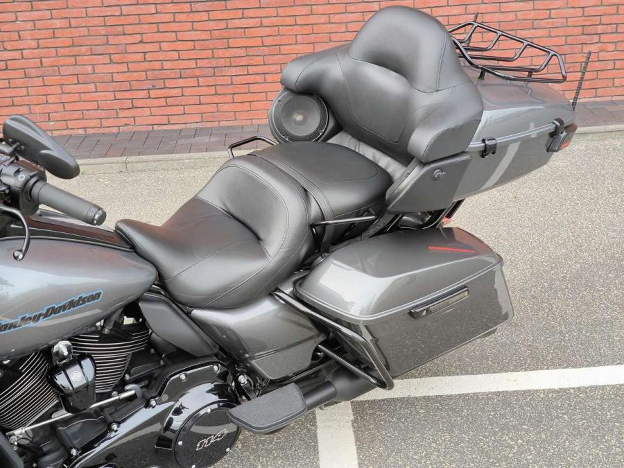 Grey Harley-Davidson FLHTK 2021 in Klaipeda, with an engine capacity of 1.87 L and mileage of 38 thousand km for 18999 €, photo 20 on AUTOMOTO.COM.LV