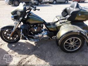 Harley-Davidson FLHTK 0 Klaipėda, ar dzinēja tilpumu 0.00 L un nobraukumu 0 tūkst. km par 7500 €, foto 14 vietnē AUTOMOTO.COM.LV