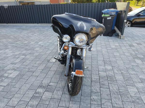 Harley-Davidson FLHTK 2011 in Siauliai, with an engine capacity of 0.00 L and mileage of 120 thousand km for 3500 €, photo 5 on AUTOMOTO.COM.LV