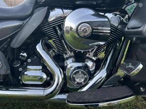 Harley-Davidson FLHTK 2014 Viļņa, ar dzinēja tilpumu 1.70 L un nobraukumu 117 tūkst. km par 11500 €, foto 7 vietnē AUTOMOTO.COM.LV