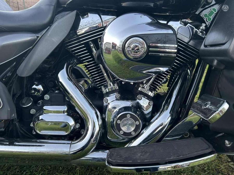 Harley-Davidson FLHTK 2014 Viļņa, ar dzinēja tilpumu 1.70 L un nobraukumu 117 tūkst. km par 11500 €, foto 7 vietnē AUTOMOTO.COM.LV