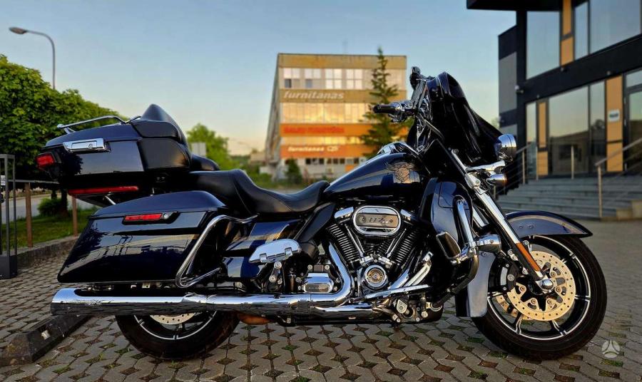 Harley-Davidson FLHTK 2018 in Vilnius, with an engine capacity of 1.92 L and mileage of 72 thousand km for 14300 €, photo 1 on AUTOMOTO.COM.LV