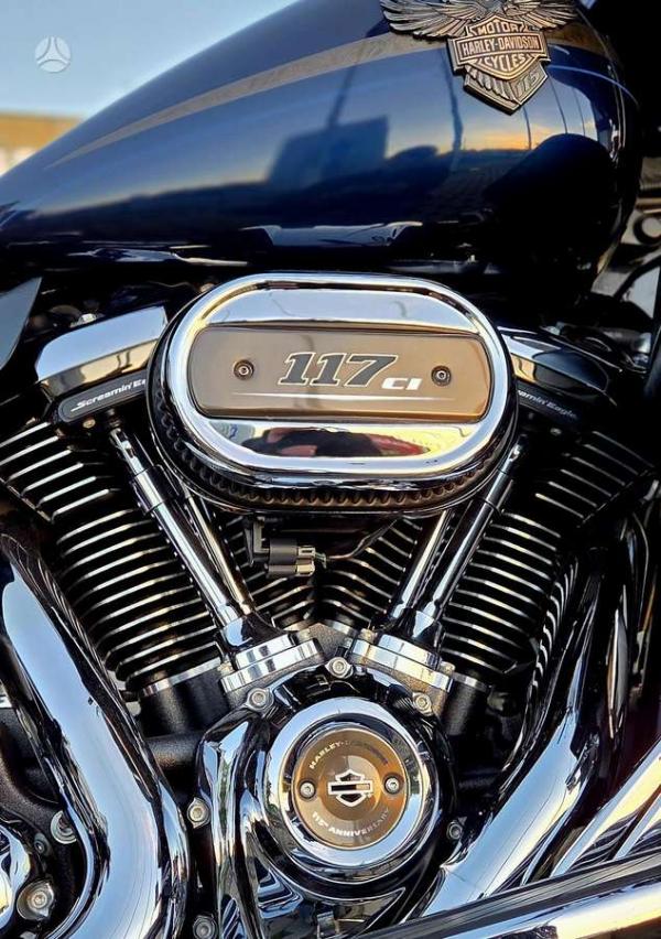 Harley-Davidson FLHTK 2018 in Vilnius on AUTOMOTO.COM.LV Harley-Davidson FLHTK 2018 in Vilnius, with an engine capacity of 1.92 L and mileage of 72 thousand km for 14300 €, photo 5 on AUTOMOTO.COM.LV