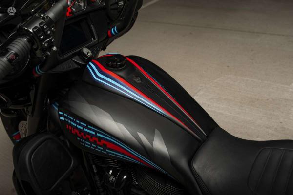 Harley-Davidson FLHTK 2019 Viļņa, ar dzinēja tilpumu 1.87 L un nobraukumu 17 tūkst. km par 39400 €, foto 10 vietnē AUTOMOTO.COM.LV