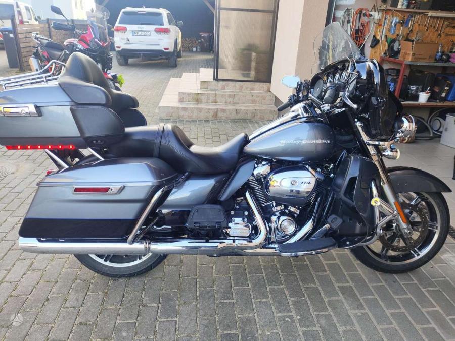 Harley-Davidson FLHTK 2021 Klaipėda, ar dzinēja tilpumu 1.87 L un nobraukumu 19 tūkst. km par 19200 €, foto 3 vietnē AUTOMOTO.COM.LV