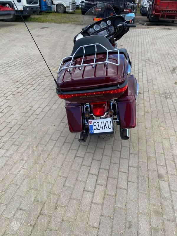 Red Harley-Davidson FLHTK 2017 in Plunge, with an engine capacity of 1.75 L and mileage of 42 thousand km for 13200 €, photo 5 on AUTOMOTO.COM.LV