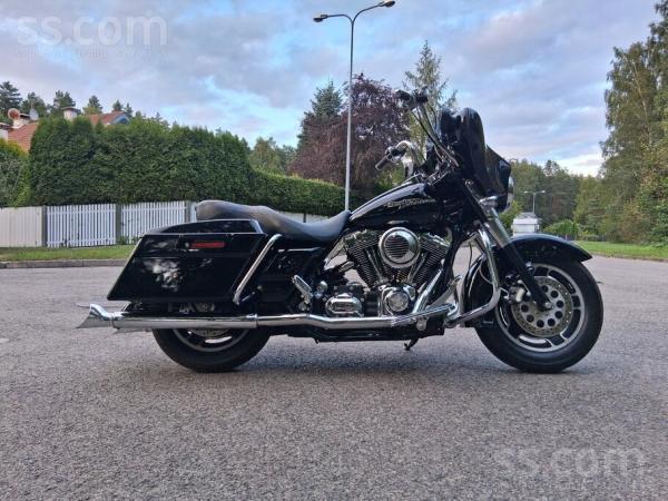 Harley-Davidson FLHX 2007 in Riga, with an engine capacity of 1.58 L and mileage of 0 thousand km for 7800 €, photo 4 on AUTOMOTO.COM.LV