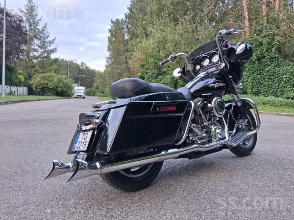 Harley-Davidson FLHX 2007 in Riga, with an engine capacity of 1.58 L and mileage of 0 thousand km for 7800 €, photo 5 on AUTOMOTO.COM.LV