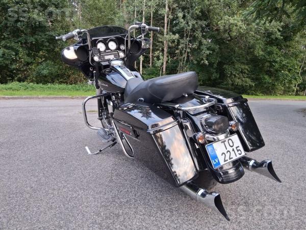 Harley-Davidson FLHX 2007 in Riga, with an engine capacity of 1.58 L and mileage of 0 thousand km for 7800 €, photo 6 on AUTOMOTO.COM.LV
