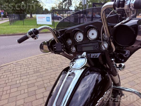 Harley-Davidson FLHX 2007 in Riga, with an engine capacity of 1.58 L and mileage of 0 thousand km for 7800 €, photo 8 on AUTOMOTO.COM.LV
