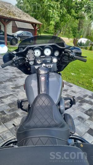 Harley-Davidson FLHX 2008 Alūksne, ar dzinēja tilpumu 1.58 L un nobraukumu 0 tūkst. km par 8500 €, foto 4 vietnē AUTOMOTO.COM.LV