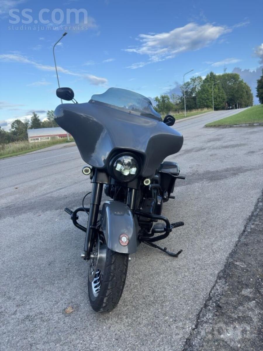 Harley-Davidson FLHX 2008 in Aluksne, with an engine capacity of 1.58 L and mileage of 0 thousand km for 10200 €, photo 1 on AUTOMOTO.COM.LV