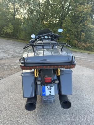 Harley-Davidson FLHX 2008 in Aluksne, with an engine capacity of 1.58 L and mileage of 0 thousand km for 10200 €, photo 3 on AUTOMOTO.COM.LV