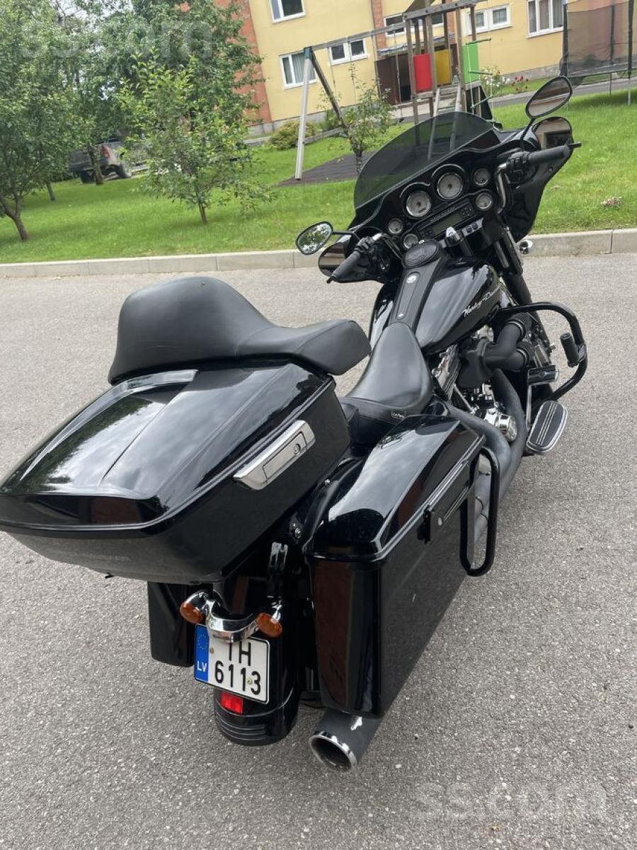 Harley-Davidson FLHX 2010 Valka, ar dzinēja tilpumu 1.60 L un nobraukumu 0 tūkst. km par 9600 €, foto 2 vietnē AUTOMOTO.COM.LV