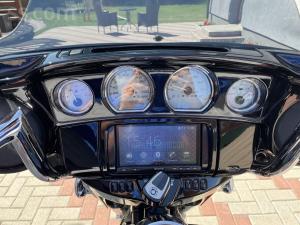 Harley-Davidson FLHX 2017 in Liepaja, with an engine capacity of 1.75 L and mileage of 0 thousand km for 15500 €, photo 7 on AUTOMOTO.COM.LV