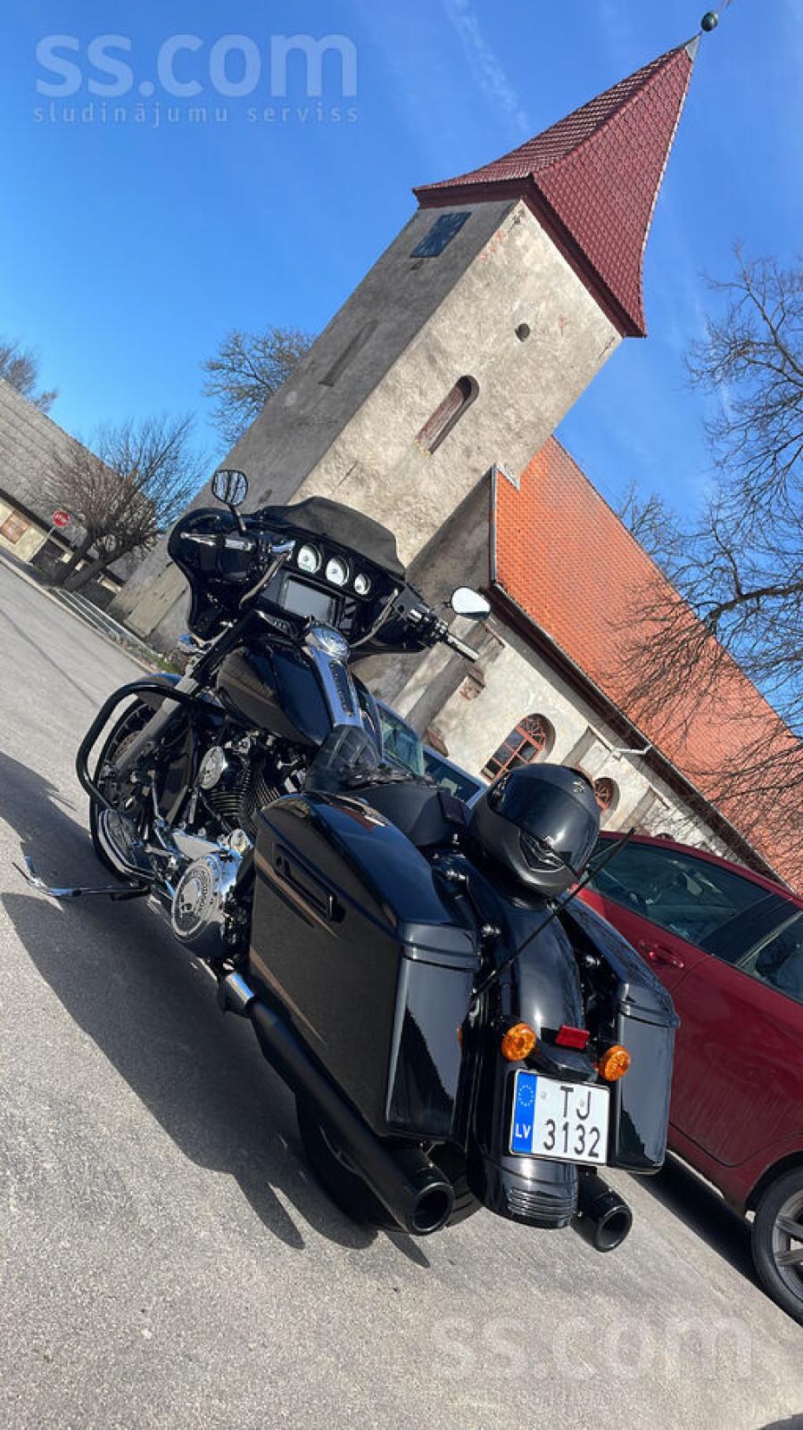 Harley-Davidson FLHX 2017 in Liepaja, with an engine capacity of 1.75 L and mileage of 0 thousand km for 15500 €, photo 9 on AUTOMOTO.COM.LV
