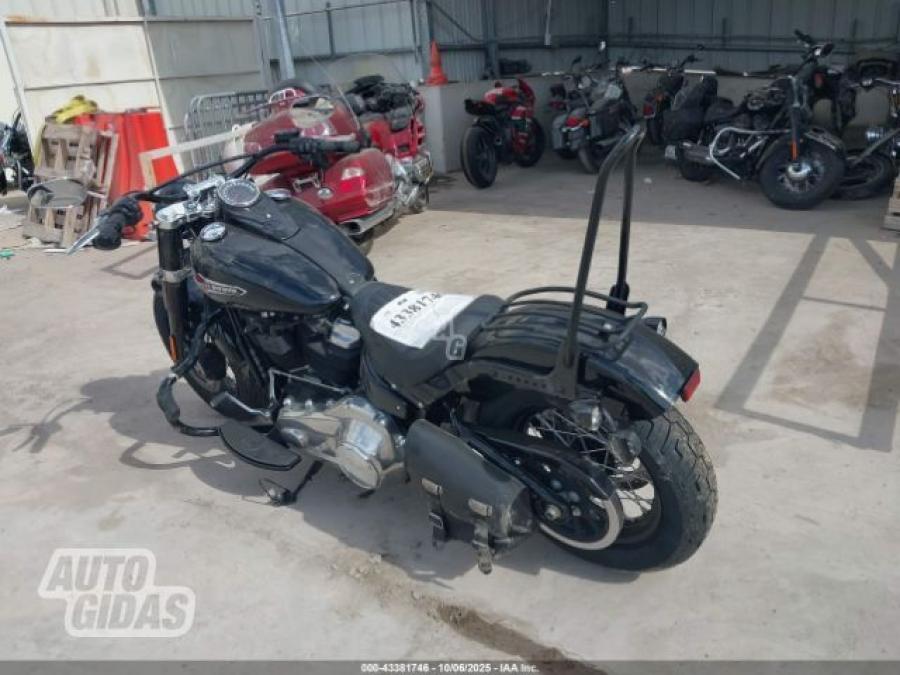 Black Harley-Davidson FLS 0 in Klaipeda, with an engine capacity of 0.00 L and mileage of 0 thousand km for 4850 €, photo 11 on AUTOMOTO.COM.LV