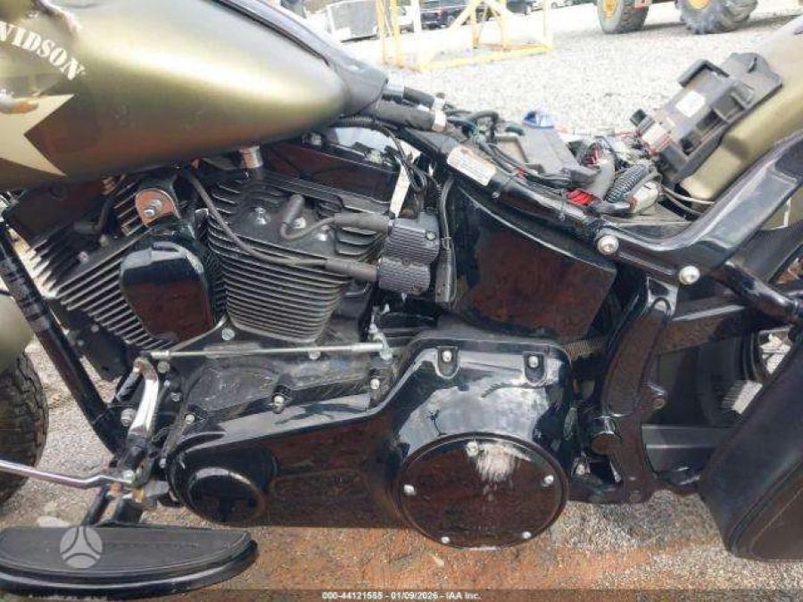 Zaļš Harley-Davidson FLS 2017 Klaipėda, ar dzinēja tilpumu 1.80 L un nobraukumu 9 tūkst. km par 6000 €, foto 9 vietnē AUTOMOTO.COM.LV