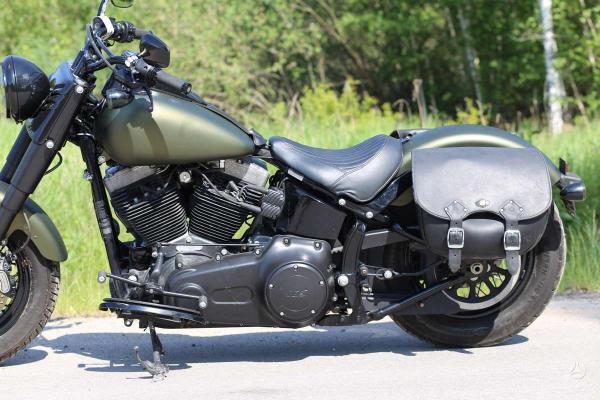Harley-Davidson FLS 2016 in Siauliai, with an engine capacity of 1.70 L and mileage of 16 thousand km for 8900 €, photo 5 on AUTOMOTO.COM.LV