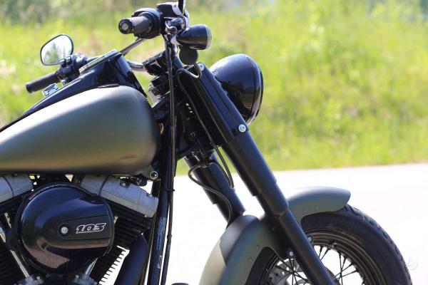Harley-Davidson FLS 2016 in Siauliai, with an engine capacity of 1.70 L and mileage of 16 thousand km for 8900 €, photo 8 on AUTOMOTO.COM.LV