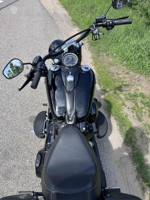 Harley-Davidson FLS 2017 in Vilnius, with an engine capacity of 1.80 L and mileage of 27 thousand km for 12500 €, photo 7 on AUTOMOTO.COM.LV