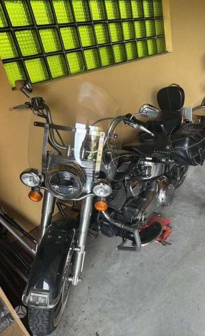 Black Harley-Davidson FLSTC 2012 in Siauliai, with an engine capacity of 0.00 L and mileage of 19 thousand km for 6400 €, photo 3 on AUTOMOTO.COM.LV