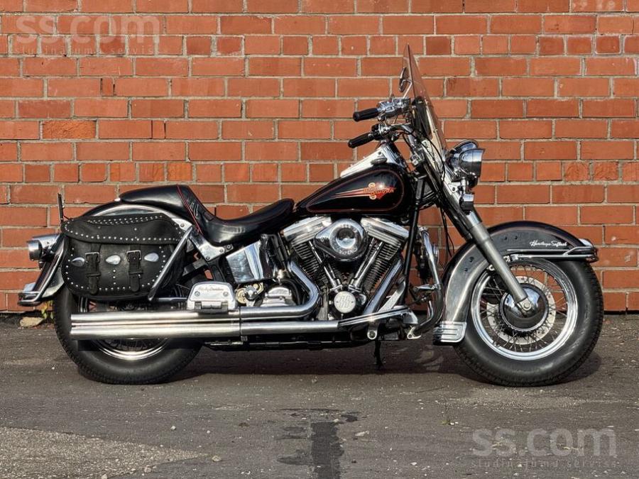 Harley-Davidson FLSTC 1986 Rīga, ar dzinēja tilpumu 1.40 L un nobraukumu 0 tūkst. km par 9500 €, foto 1 vietnē AUTOMOTO.COM.LV
