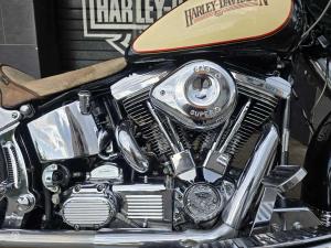 Harley-Davidson FLSTC 1988 Viļņa, ar dzinēja tilpumu 1.30 L un nobraukumu 10 tūkst. km par 6800 €, foto 4 vietnē AUTOMOTO.COM.LV