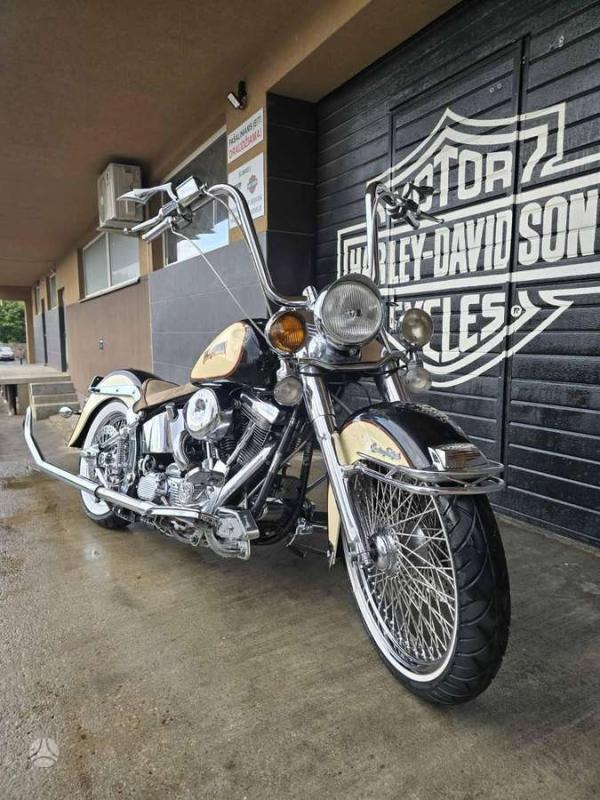 Harley-Davidson FLSTC 1988 Viļņa, ar dzinēja tilpumu 1.30 L un nobraukumu 10 tūkst. km par 6800 €, foto 5 vietnē AUTOMOTO.COM.LV