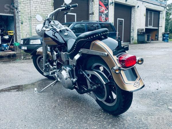 Harley-Davidson FLSTC 1997 Rīga, ar dzinēja tilpumu 1.34 L un nobraukumu 0 tūkst. km par 7300 €, foto 5 vietnē AUTOMOTO.COM.LV