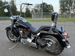 Harley-Davidson FLSTC 2000 in Riga, with an engine capacity of 1.45 L and mileage of 0 thousand km for 7900 €, photo 4 on AUTOMOTO.COM.LV