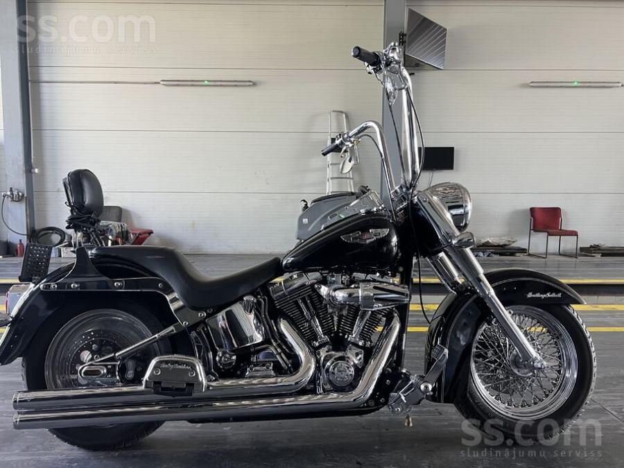 Harley-Davidson FLSTC 2000 in Riga, with an engine capacity of 1.45 L and mileage of 0 thousand km for 7900 €, photo 7 on AUTOMOTO.COM.LV