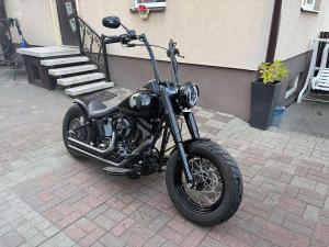 Harley-Davidson FLSTC 2007 in Vilnius, with an engine capacity of 1.58 L and mileage of 24 thousand km for 7700 €, photo 1 on AUTOMOTO.COM.LV