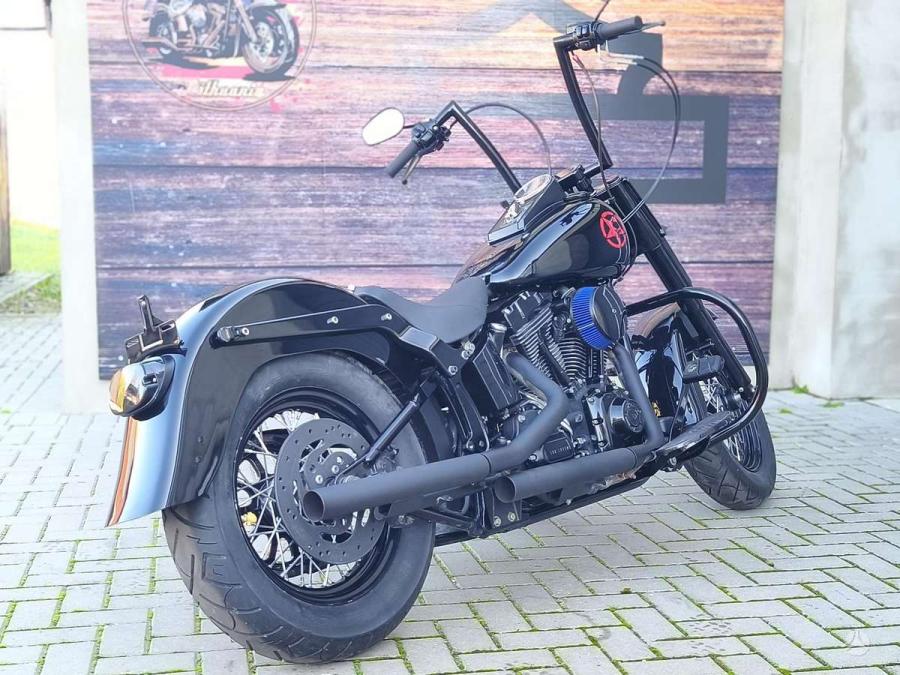 Harley-Davidson FLSTC 2007 Panevēža, ar dzinēja tilpumu 1.60 L un nobraukumu 29 tūkst. km par 6200 €, foto 7 vietnē AUTOMOTO.COM.LV