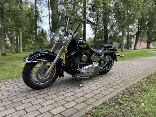 Harley-Davidson FLSTC 2009 in Riga, with an engine capacity of 1.58 L and mileage of 0 thousand km for 9650 €, photo 2 on AUTOMOTO.COM.LV