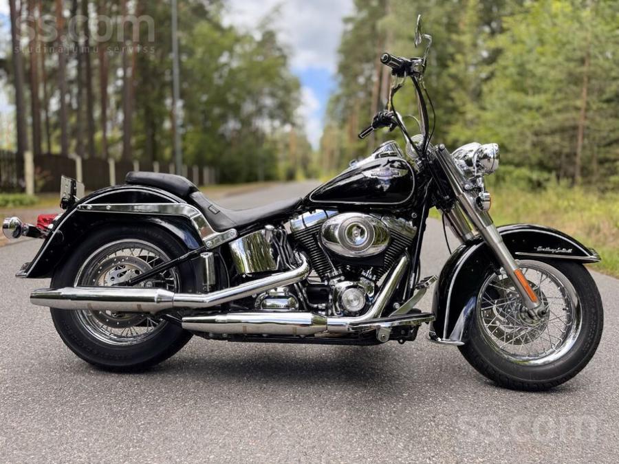 Harley-Davidson FLSTC 2009 in Riga, with an engine capacity of 1.58 L and mileage of 0 thousand km for 8100 €, photo 1 on AUTOMOTO.COM.LV